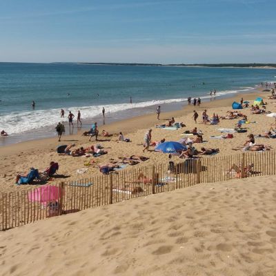 Plage des Conches 🏖️ Vendée, France - caractéristiques détaillées ...