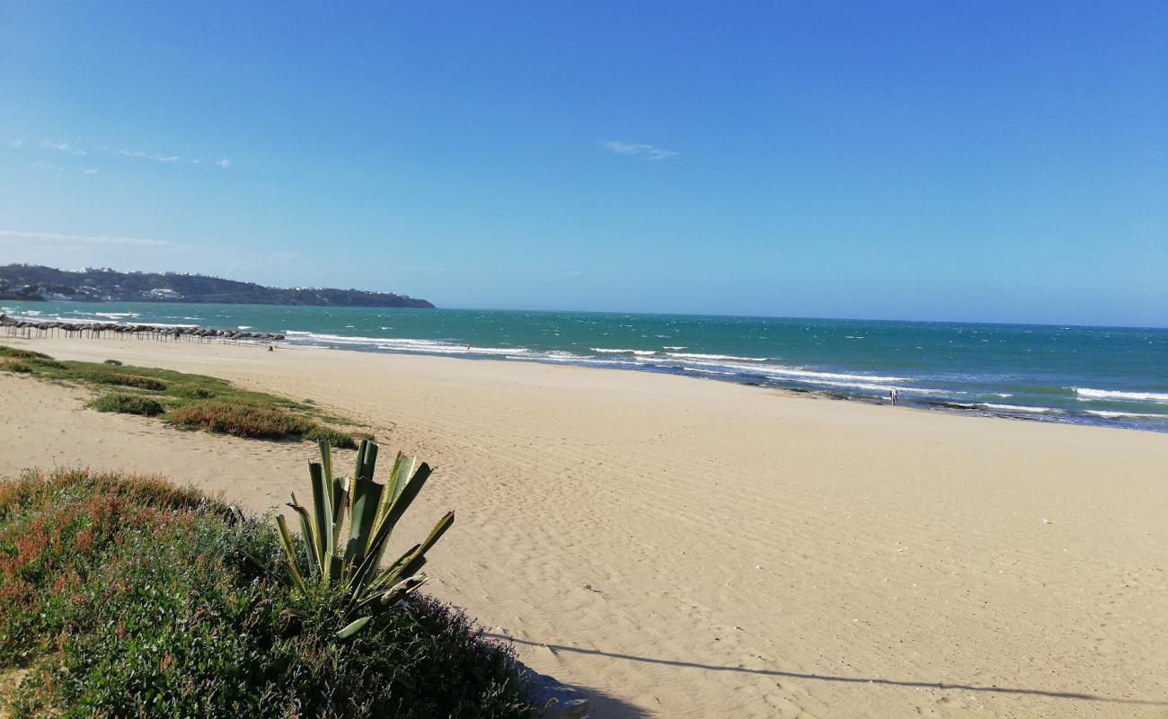 Plage de La Marsa 🏖️ Tunis, Tunisie - caractéristiques détaillées ...